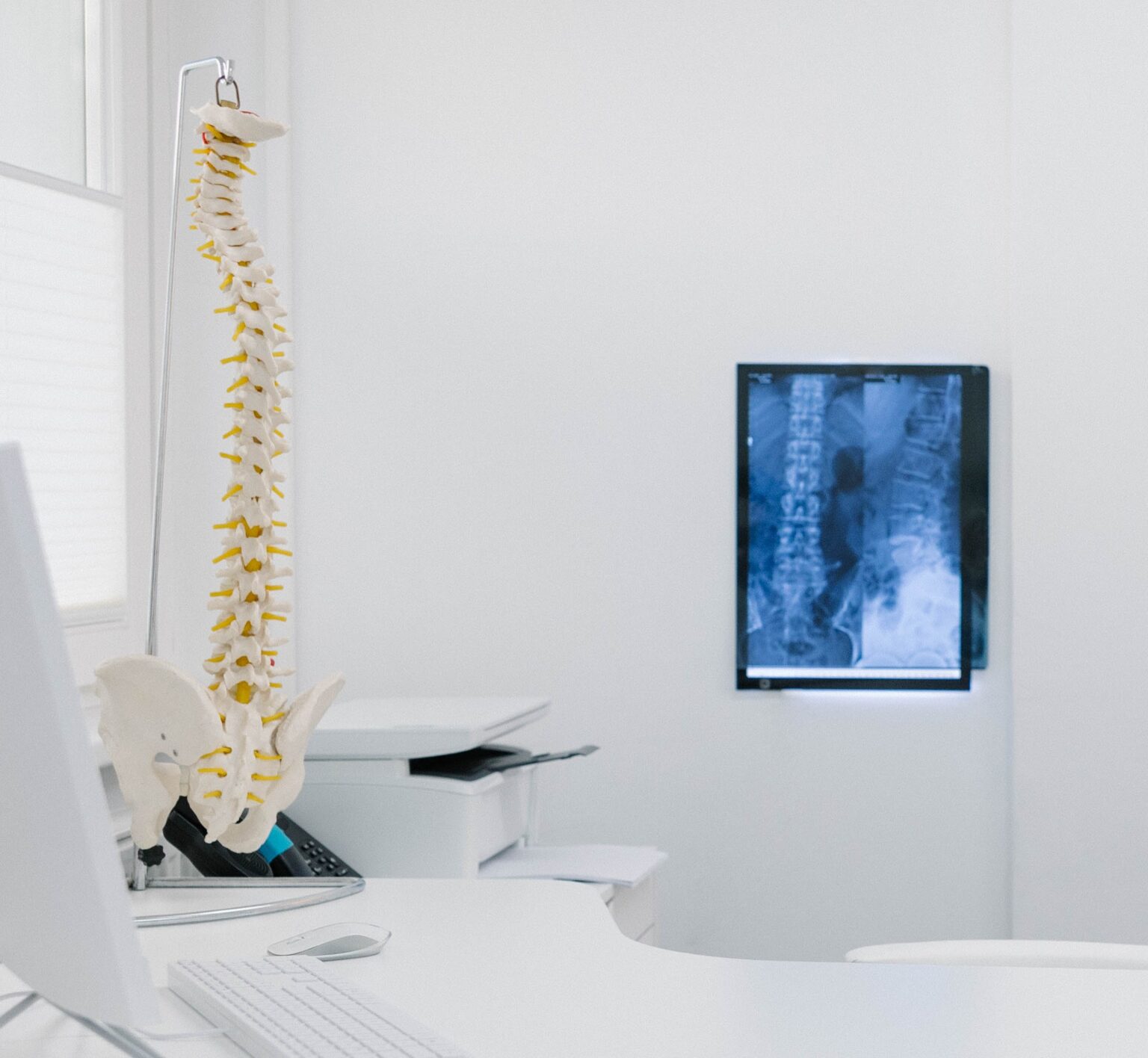 Ihr Wirbelsäulenspezialist in Wien - Dr. Gabriel Singer